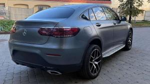 Grey Mercedes-Benz GLC 300 2019 in Vilnius, with an engine capacity of 1.95 L and mileage of 93 thousand km for 38000 €, photo 5 on AUTOMOTO.COM.LV