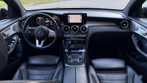 Grey Mercedes-Benz GLC 300 2019 in Vilnius, with an engine capacity of 1.95 L and mileage of 93 thousand km for 38000 €, photo 6 on AUTOMOTO.COM.LV