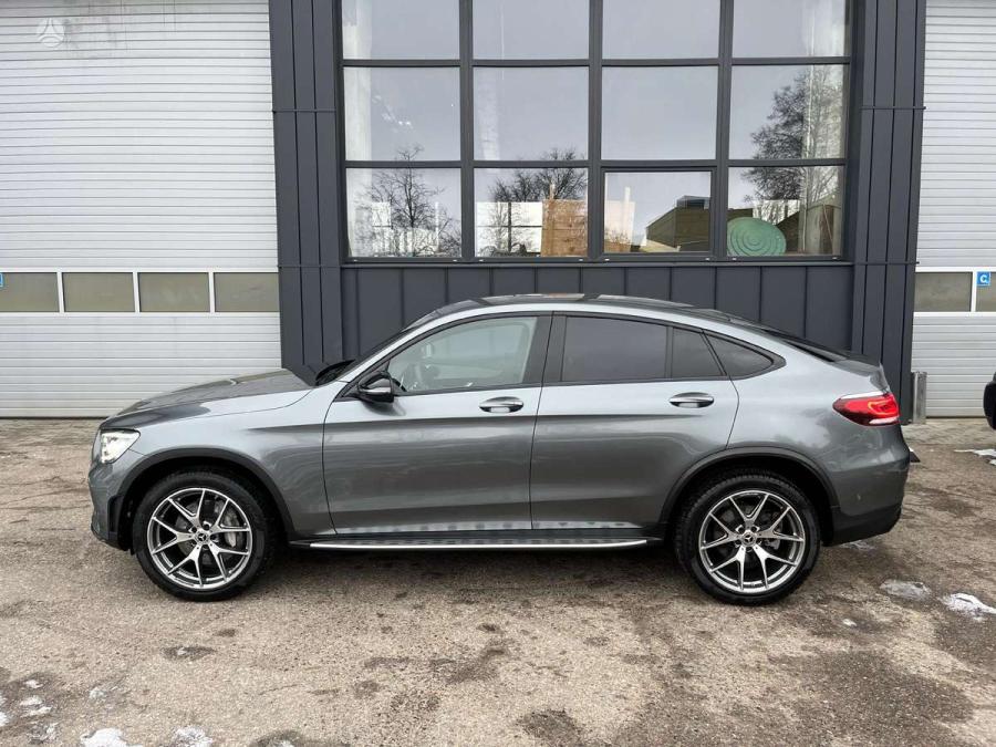Grey Mercedes-Benz GLC 300 2020 in Vilnius, with an engine capacity of 1.95 L and mileage of 74 thousand km for 40500 €, photo 9 on AUTOMOTO.COM.LV