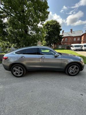 Pelēks Mercedes-Benz GLC 300 2021 Biržai, ar dzinēja tilpumu 1.96 L un nobraukumu 99 tūkst. km par 36750 €, foto 8 vietnē AUTOMOTO.COM.LV
