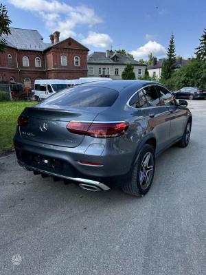 Pelēks Mercedes-Benz GLC 300 2021 Biržai, ar dzinēja tilpumu 1.96 L un nobraukumu 99 tūkst. km par 36750 €, foto 10 vietnē AUTOMOTO.COM.LV