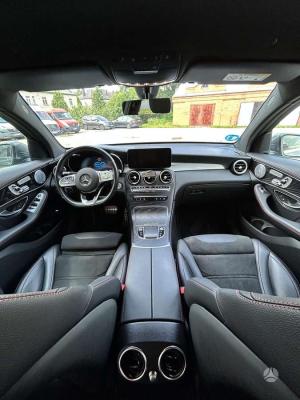 Pelēks Mercedes-Benz GLC 300 2021 Biržai, ar dzinēja tilpumu 1.96 L un nobraukumu 99 tūkst. km par 36750 €, foto 17 vietnē AUTOMOTO.COM.LV