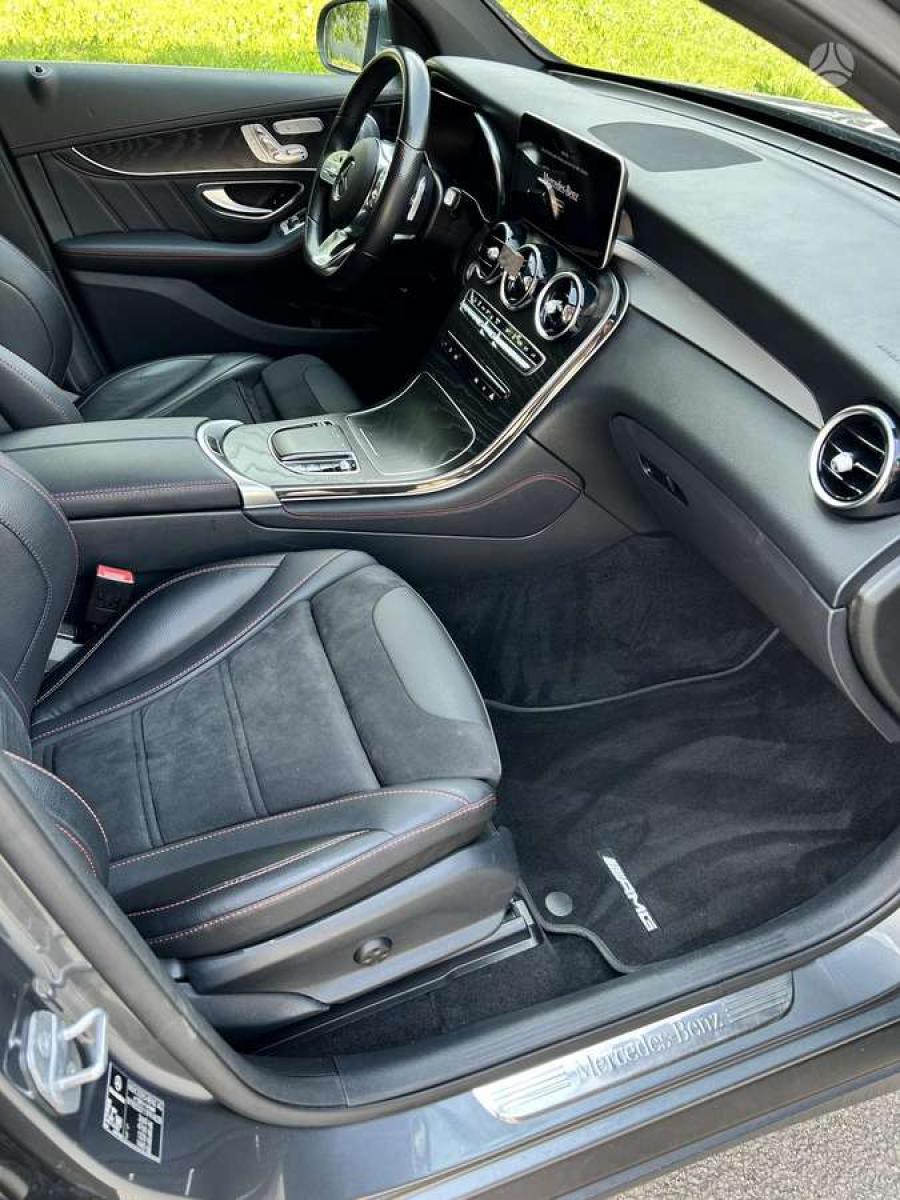 Pelēks Mercedes-Benz GLC 300 2021 Biržai, ar dzinēja tilpumu 1.96 L un nobraukumu 99 tūkst. km par 36750 €, foto 19 vietnē AUTOMOTO.COM.LV