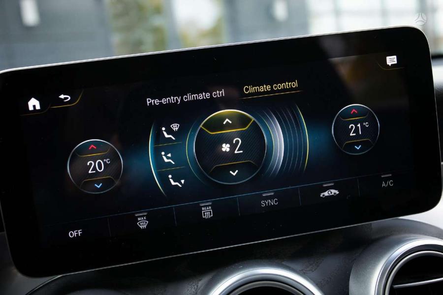 Серый Мерседес GLC 300 2020 в Елгава, объемом двигателя 1.99 л и пробегом 130 тыс. км за 34700 €, фото 30 на AUTOMOTO.COM.LV