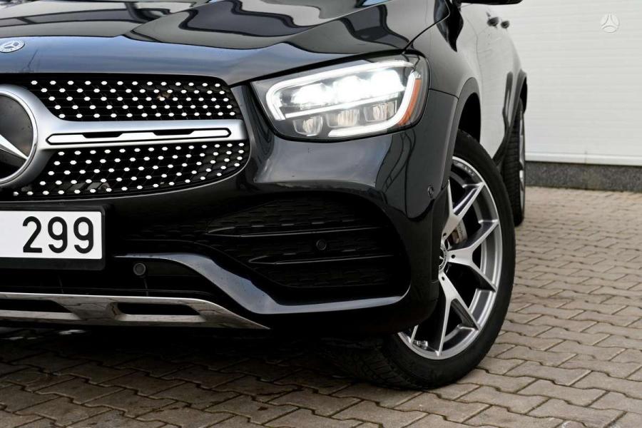 Pelēks Mercedes-Benz GLC 300 2020 Kretinga, ar dzinēja tilpumu 1.99 L un nobraukumu 45 tūkst. km par 44499 €, foto 5 vietnē AUTOMOTO.COM.LV