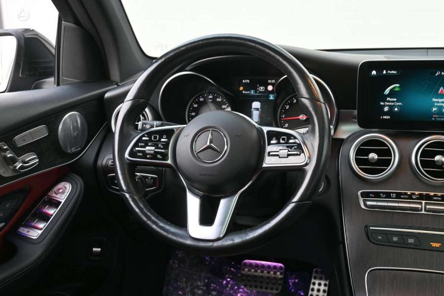 Pelēks Mercedes-Benz GLC 300 2020 Kretinga, ar dzinēja tilpumu 1.99 L un nobraukumu 45 tūkst. km par 44499 €, foto 31 vietnē AUTOMOTO.COM.LV