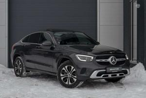 Pelēks Mercedes-Benz GLC 300 2020 Kauņa, ar dzinēja tilpumu 1.99 L un nobraukumu 206 tūkst. km par 31999 €, foto  vietnē AUTOMOTO.COM.LV