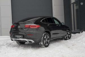 Pelēks Mercedes-Benz GLC 300 2020 Kauņa, ar dzinēja tilpumu 1.99 L un nobraukumu 206 tūkst. km par 31999 €, foto 2 vietnē AUTOMOTO.COM.LV