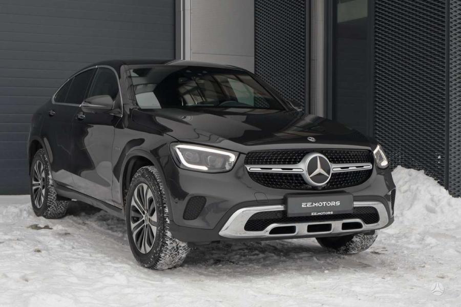 Pelēks Mercedes-Benz GLC 300 2020 Kauņa, ar dzinēja tilpumu 1.99 L un nobraukumu 206 tūkst. km par 31999 €, foto 4 vietnē AUTOMOTO.COM.LV