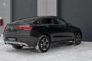 Pelēks Mercedes-Benz GLC 300 2020 Kauņa, ar dzinēja tilpumu 1.99 L un nobraukumu 206 tūkst. km par 31999 €, foto 12 vietnē AUTOMOTO.COM.LV