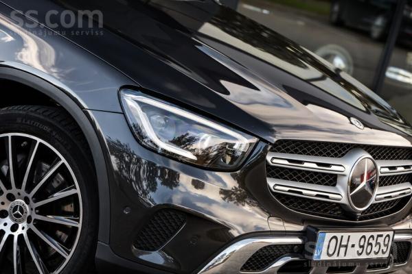 Grey Mercedes-Benz GLC 300 2020 in Riga, with an engine capacity of 2.00 L and mileage of 0 thousand km for 29800 €, photo 9 on AUTOMOTO.COM.LV