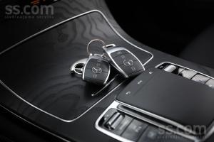 Серый Мерседес GLC 300 2020 в Рига, объемом двигателя 2.00 л и пробегом 0 тыс. км за 29800 €, фото 33 на AUTOMOTO.COM.LV
