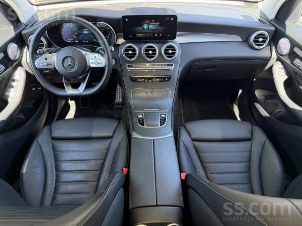 Grey Mercedes-Benz GLC 300 2020 in Riga, with an engine capacity of 2.00 L and mileage of 135 thousand km for 31990 €, photo 8 on AUTOMOTO.COM.LV