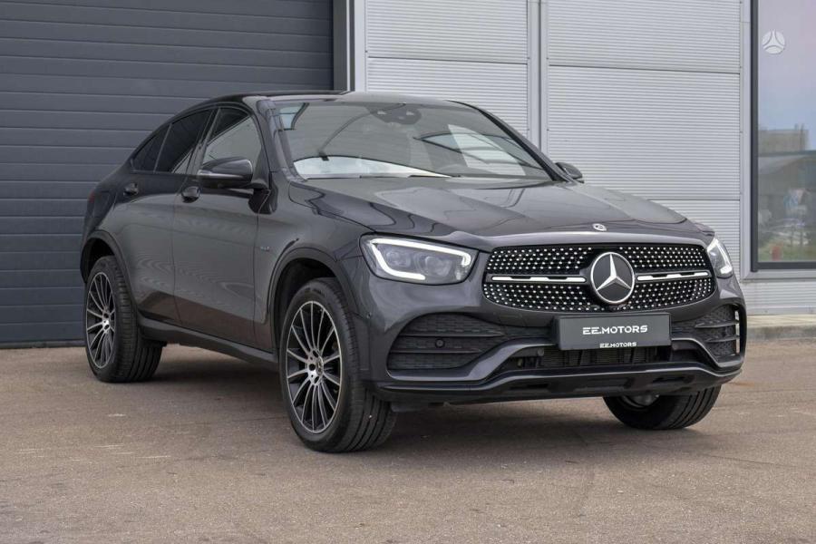 Серый Мерседес GLC 300 2020 в Каунас, объемом двигателя 1.95 л и пробегом 221 тыс. км за 32999 €, фото 5 на AUTOMOTO.COM.LV
