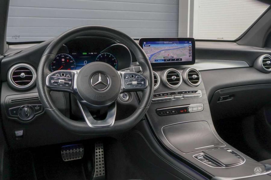 Серый Мерседес GLC 300 2020 в Каунас, объемом двигателя 1.95 л и пробегом 221 тыс. км за 32999 €, фото 22 на AUTOMOTO.COM.LV