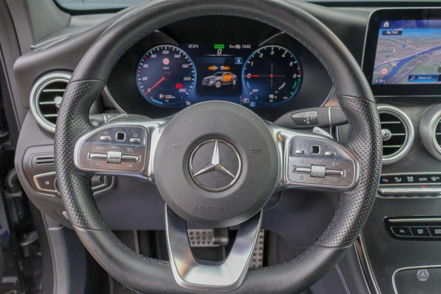 Серый Мерседес GLC 300 2020 в Каунас, объемом двигателя 1.95 л и пробегом 221 тыс. км за 32999 €, фото 32 на AUTOMOTO.COM.LV