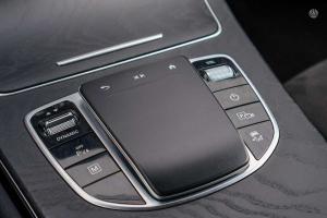 Серый Мерседес GLC 300 2020 в Каунас, объемом двигателя 1.95 л и пробегом 221 тыс. км за 32999 €, фото 35 на AUTOMOTO.COM.LV