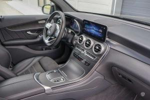 Серый Мерседес GLC 300 2020 в Каунас, объемом двигателя 1.95 л и пробегом 221 тыс. км за 32999 €, фото 38 на AUTOMOTO.COM.LV