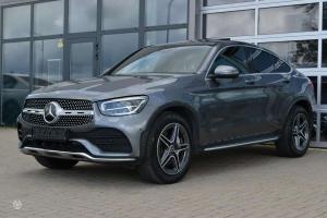 Grey Mercedes-Benz GLC 300 2020 in Vilnius, with an engine capacity of 1.99 L and mileage of 158 thousand km for 35000 €, photo 3 on AUTOMOTO.COM.LV