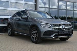 Grey Mercedes-Benz GLC 300 2020 in Vilnius, with an engine capacity of 1.99 L and mileage of 158 thousand km for 35000 €, photo 6 on AUTOMOTO.COM.LV