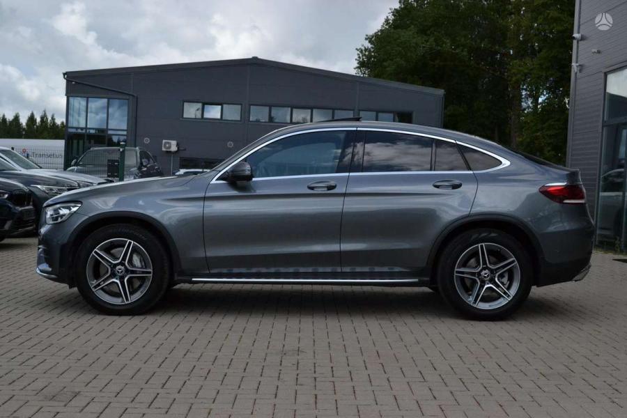 Grey Mercedes-Benz GLC 300 2020 in Vilnius, with an engine capacity of 1.99 L and mileage of 158 thousand km for 35000 €, photo 8 on AUTOMOTO.COM.LV