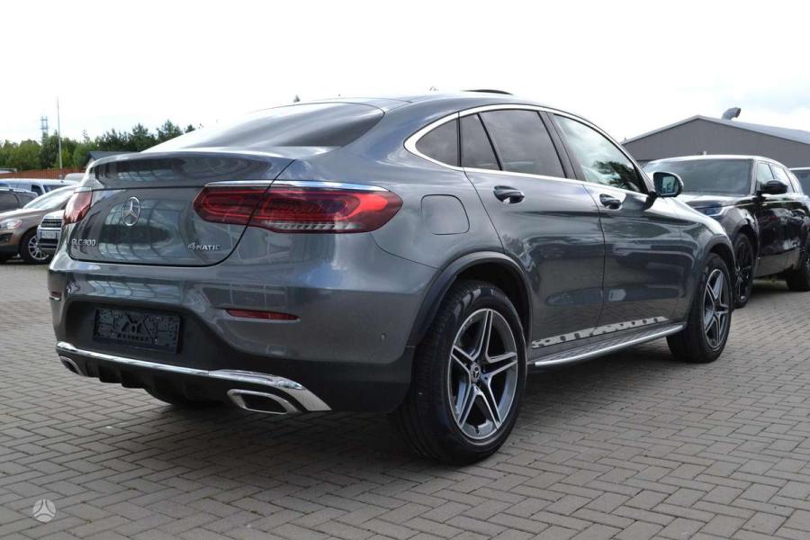 Grey Mercedes-Benz GLC 300 2020 in Vilnius, with an engine capacity of 1.99 L and mileage of 158 thousand km for 35000 €, photo 15 on AUTOMOTO.COM.LV