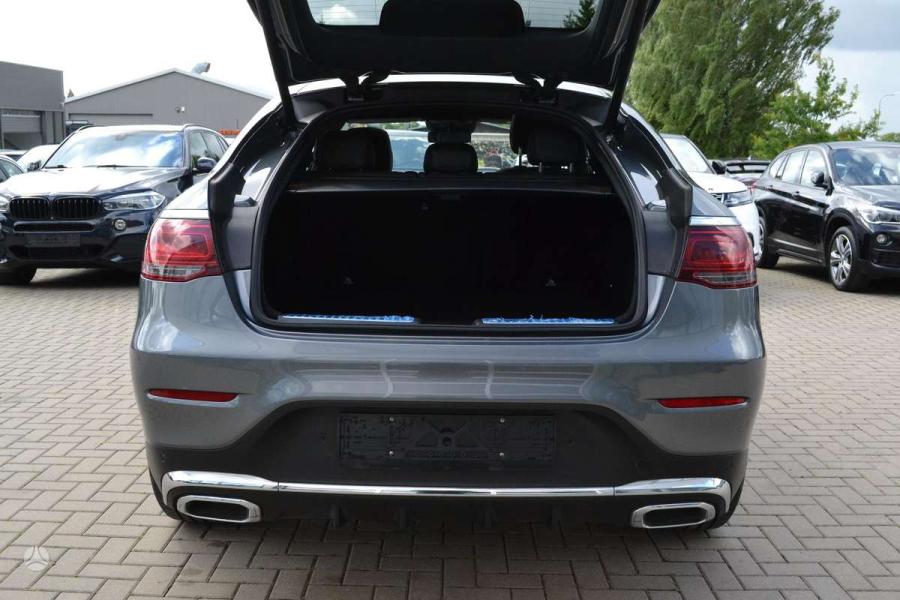 Grey Mercedes-Benz GLC 300 2020 in Vilnius, with an engine capacity of 1.99 L and mileage of 158 thousand km for 35000 €, photo 16 on AUTOMOTO.COM.LV