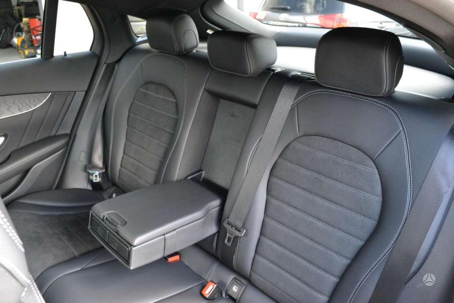 Grey Mercedes-Benz GLC 300 2020 in Vilnius, with an engine capacity of 1.99 L and mileage of 158 thousand km for 35000 €, photo 37 on AUTOMOTO.COM.LV