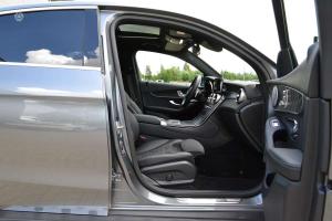 Grey Mercedes-Benz GLC 300 2020 in Vilnius, with an engine capacity of 1.99 L and mileage of 158 thousand km for 35000 €, photo 42 on AUTOMOTO.COM.LV