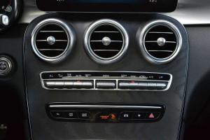 Grey Mercedes-Benz GLC 300 2020 in Vilnius, with an engine capacity of 1.99 L and mileage of 158 thousand km for 35000 €, photo 54 on AUTOMOTO.COM.LV