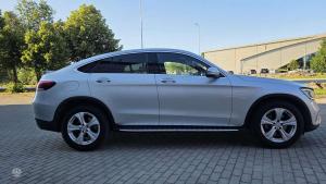 Pelēks Mercedes-Benz GLC 300 2020 Šauļi, ar dzinēja tilpumu 1.95 L un nobraukumu 205 tūkst. km par 33950 €, foto 7 vietnē AUTOMOTO.COM.LV