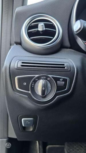 Pelēks Mercedes-Benz GLC 300 2020 Šauļi, ar dzinēja tilpumu 1.95 L un nobraukumu 205 tūkst. km par 33950 €, foto 31 vietnē AUTOMOTO.COM.LV