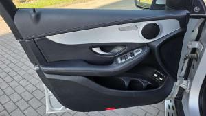 Pelēks Mercedes-Benz GLC 300 2020 Šauļi, ar dzinēja tilpumu 1.95 L un nobraukumu 205 tūkst. km par 33950 €, foto 38 vietnē AUTOMOTO.COM.LV