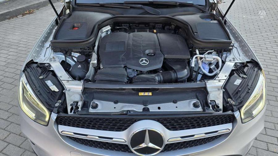 Pelēks Mercedes-Benz GLC 300 2020 Šauļi, ar dzinēja tilpumu 1.95 L un nobraukumu 205 tūkst. km par 33950 €, foto 49 vietnē AUTOMOTO.COM.LV