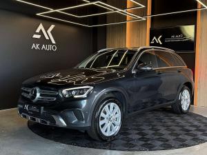 Pelēks Mercedes-Benz GLC 300 2020 Kauņa, ar dzinēja tilpumu 1.99 L un nobraukumu 132 tūkst. km par 31490 €, foto 7 vietnē AUTOMOTO.COM.LV