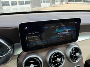 Pelēks Mercedes-Benz GLC 300 2020 Viļņa, ar dzinēja tilpumu 1.99 L un nobraukumu 127 tūkst. km par 30900 €, foto 21 vietnē AUTOMOTO.COM.LV