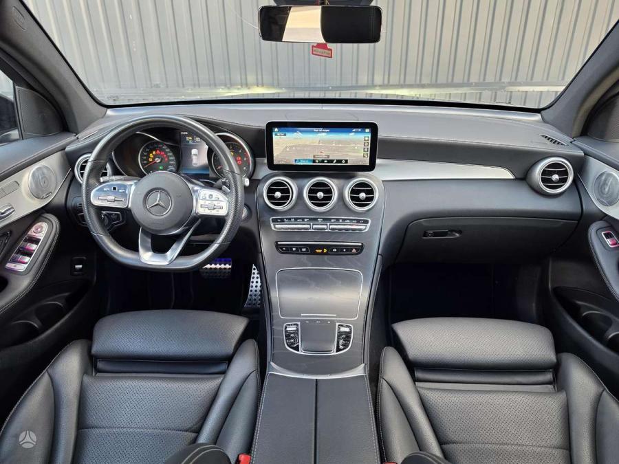 Grey Mercedes-Benz GLC 300 2020 in Kaunas, with an engine capacity of 1.95 L and mileage of 145 thousand km for 25400 €, photo 23 on AUTOMOTO.COM.LV