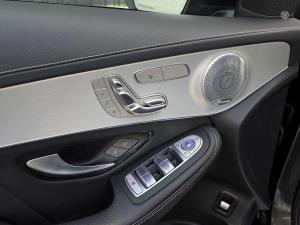 Grey Mercedes-Benz GLC 300 2020 in Kaunas, with an engine capacity of 1.95 L and mileage of 145 thousand km for 25400 €, photo 26 on AUTOMOTO.COM.LV