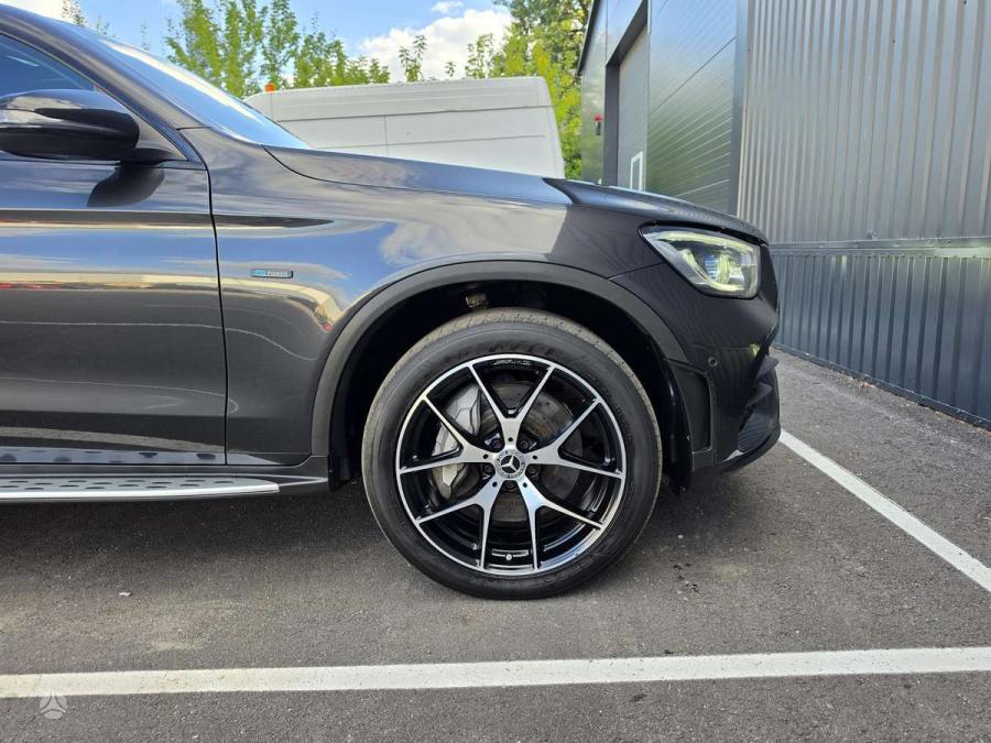 Pelēks Mercedes-Benz GLC 300 2020 Kauņa, ar dzinēja tilpumu 1.95 L un nobraukumu 145 tūkst. km par 25400 €, foto 15 vietnē AUTOMOTO.COM.LV