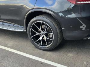 Pelēks Mercedes-Benz GLC 300 2020 Kauņa, ar dzinēja tilpumu 1.95 L un nobraukumu 145 tūkst. km par 25400 €, foto 22 vietnē AUTOMOTO.COM.LV