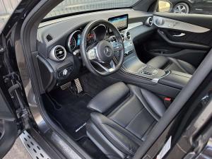 Pelēks Mercedes-Benz GLC 300 2020 Kauņa, ar dzinēja tilpumu 1.95 L un nobraukumu 145 tūkst. km par 25400 €, foto 24 vietnē AUTOMOTO.COM.LV