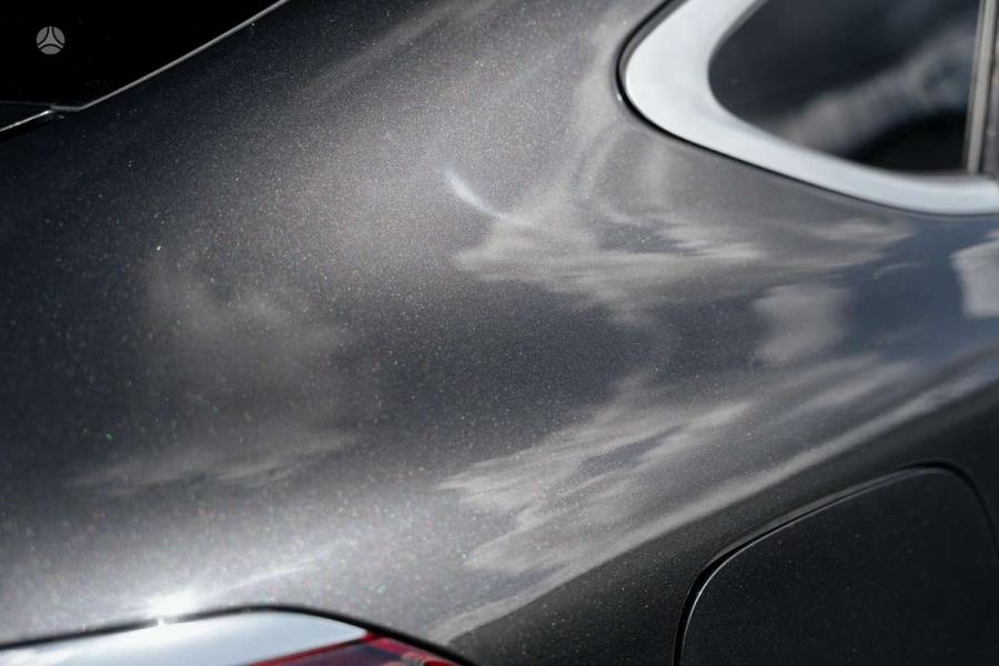 Grey Mercedes-Benz GLC 300 2020 in Vilnius, with an engine capacity of 1.99 L and mileage of 124 thousand km for 30900 €, photo 15 on AUTOMOTO.COM.LV