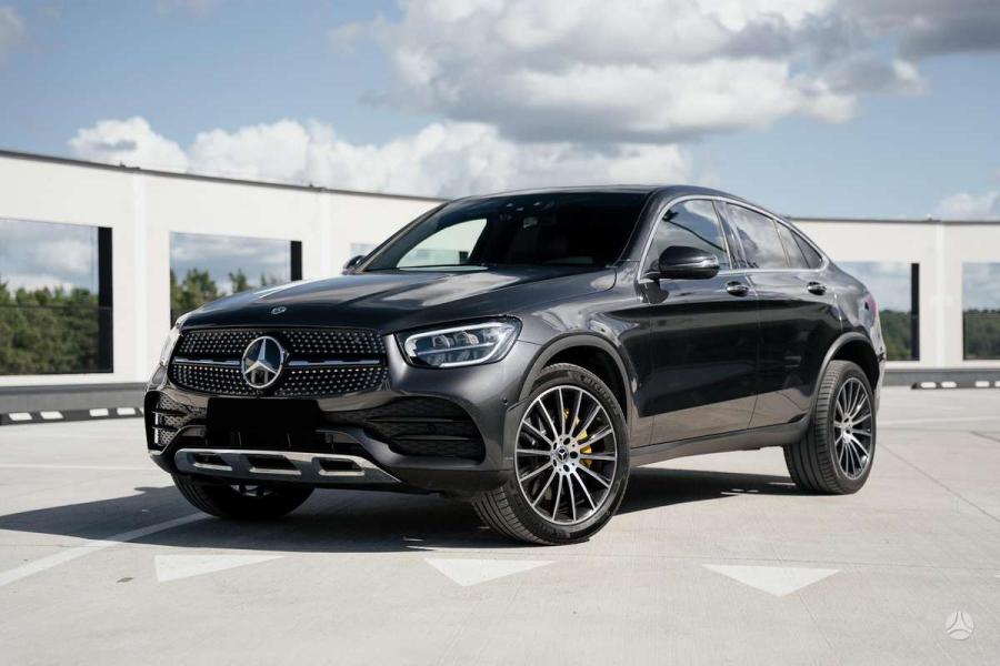 Grey Mercedes-Benz GLC 300 2020 in Vilnius, with an engine capacity of 1.99 L and mileage of 124 thousand km for 30900 €, photo 16 on AUTOMOTO.COM.LV