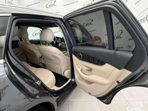 Pelēks Mercedes-Benz GLC 300 2020 Viļņa, ar dzinēja tilpumu 1.99 L un nobraukumu 131 tūkst. km par 29500 €, foto 8 vietnē AUTOMOTO.COM.LV