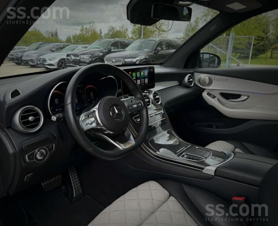 Grey Mercedes-Benz GLC 300 2021 in Vilnius, with an engine capacity of 2.00 L and mileage of 169 thousand km for 35999 €, photo 9 on AUTOMOTO.COM.LV