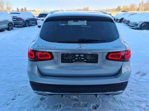 Pelēks Mercedes-Benz GLC 300 2021 Šauļi, ar dzinēja tilpumu 1.95 L un nobraukumu 138 tūkst. km par 34485 €, foto 7 vietnē AUTOMOTO.COM.LV