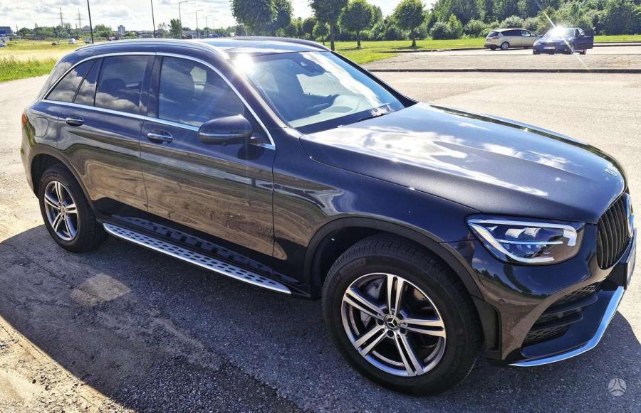 Pelēks Mercedes-Benz GLC 300 2021 Kauņa, ar dzinēja tilpumu 1.99 L un nobraukumu 92 tūkst. km par 29500 €, foto 5 vietnē AUTOMOTO.COM.LV