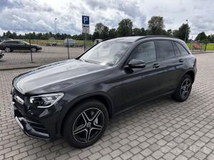 Pelēks Mercedes-Benz GLC 300 2021 Cēsis, ar dzinēja tilpumu 2.00 L un nobraukumu 93 tūkst. km par 33500 €, foto  vietnē AUTOMOTO.COM.LV