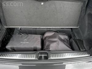 Grey Mercedes-Benz GLC 300 2021 in Cesis, with an engine capacity of 2.00 L and mileage of 93 thousand km for 33500 €, photo 6 on AUTOMOTO.COM.LV