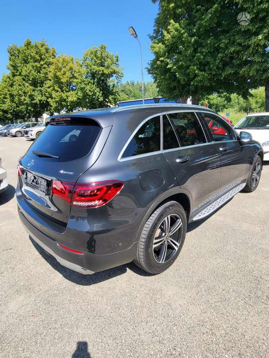 Grey Mercedes-Benz GLC 300 2021 in Silale, with an engine capacity of 2.00 L and mileage of 89 thousand km for 27500 €, photo 8 on AUTOMOTO.COM.LV